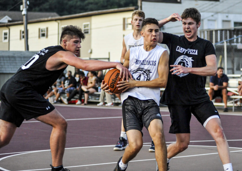 Seto stands out in Campy’s win - Mon Valley Independent