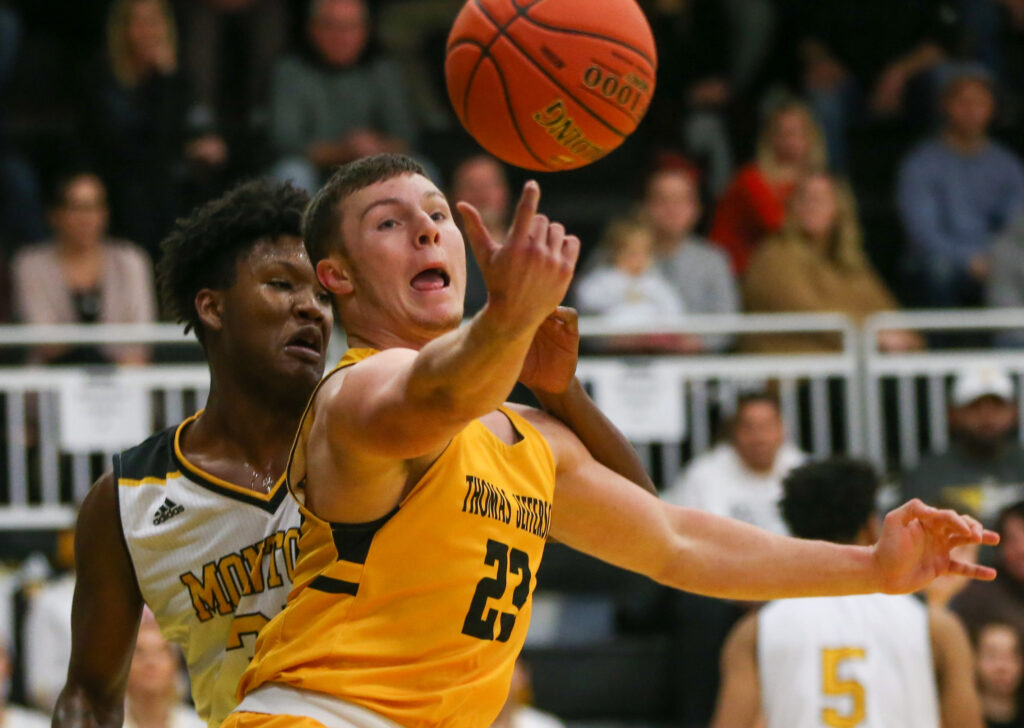 Another narrow win for Thomas Jefferson - Mon Valley Independent