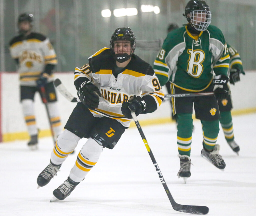 Bilski’s four points lead Jaguars - Mon Valley Independent