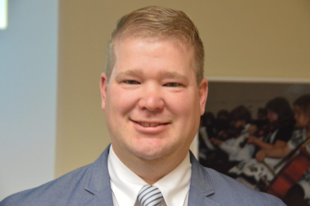 Keruskin resigning as EF superintendent - Mon Valley Independent