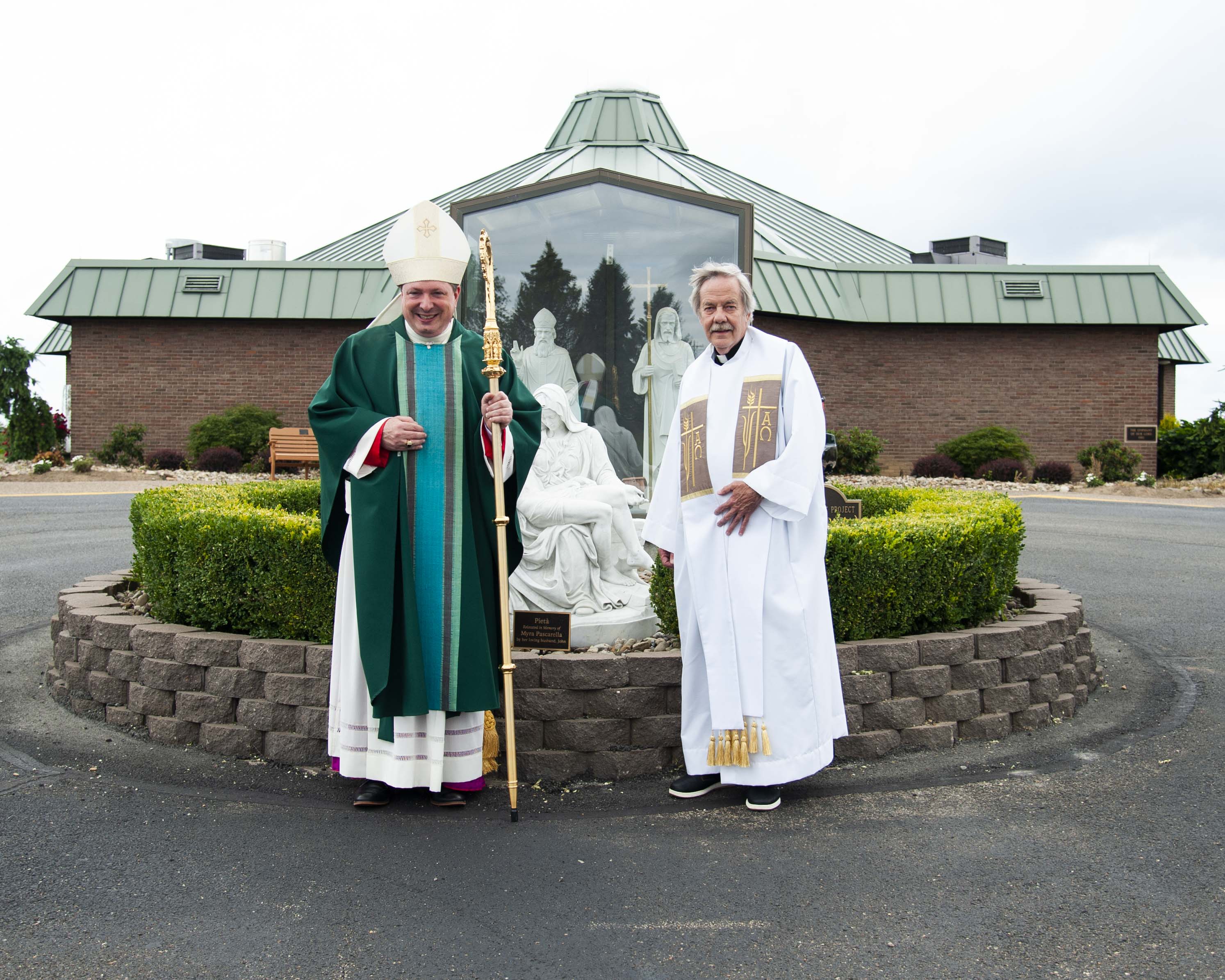 Bishop Kulick celebrates ‘Mass around the Diocese’ in Monessen - Mon ...