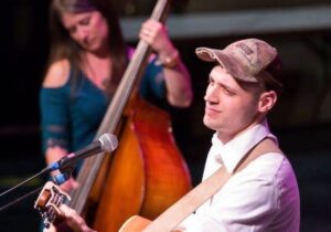 Gregg takes old-school approach to country music - Mon Valley Independent