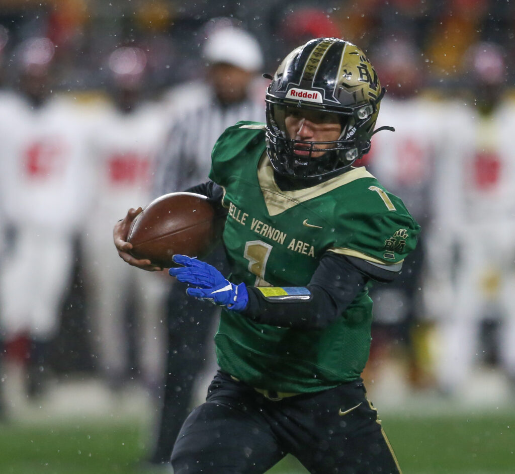 Four area football standouts named to Class 4A all-state team - Mon ...