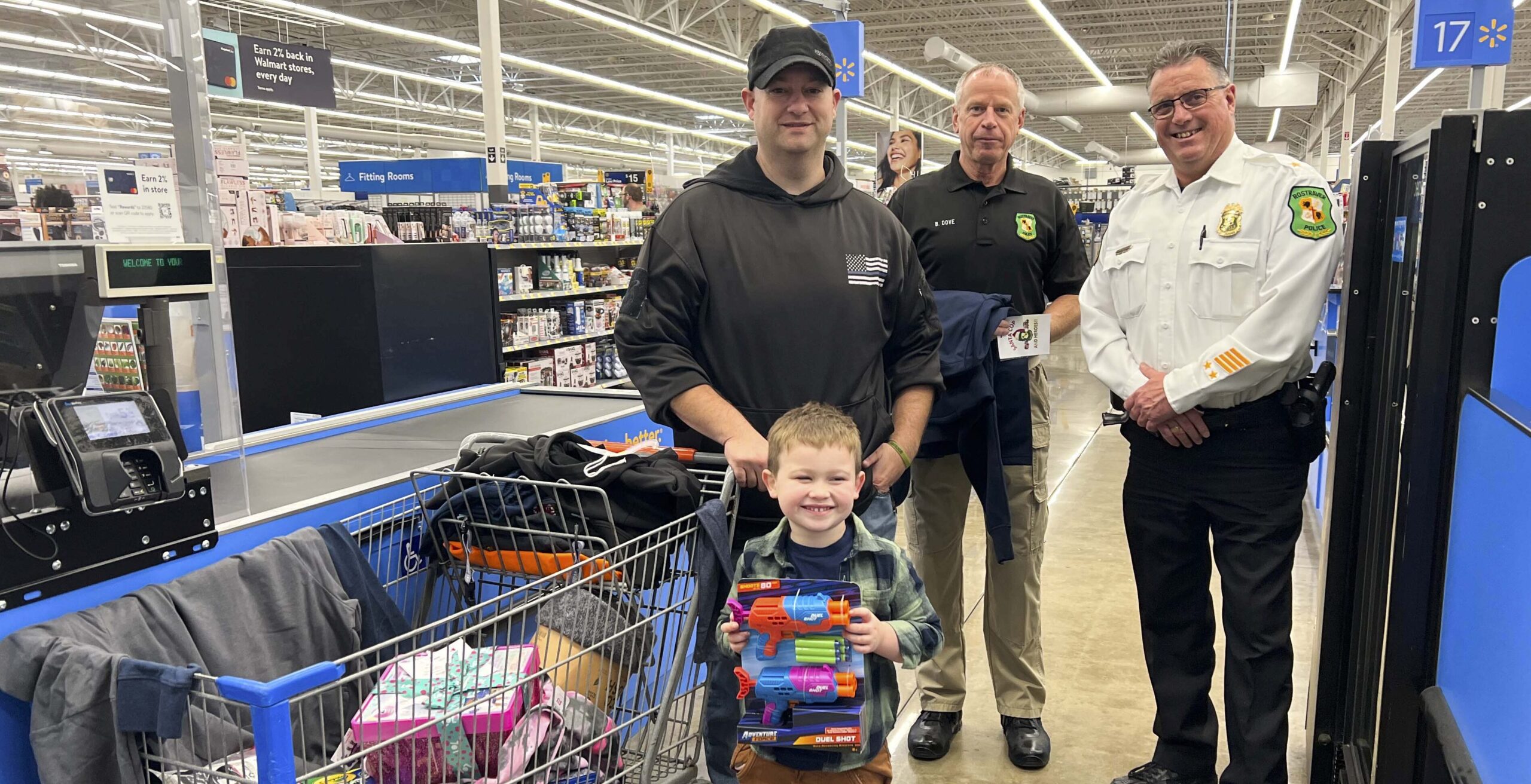 Santa Cop program provides presents for 300 children - Mon Valley ...