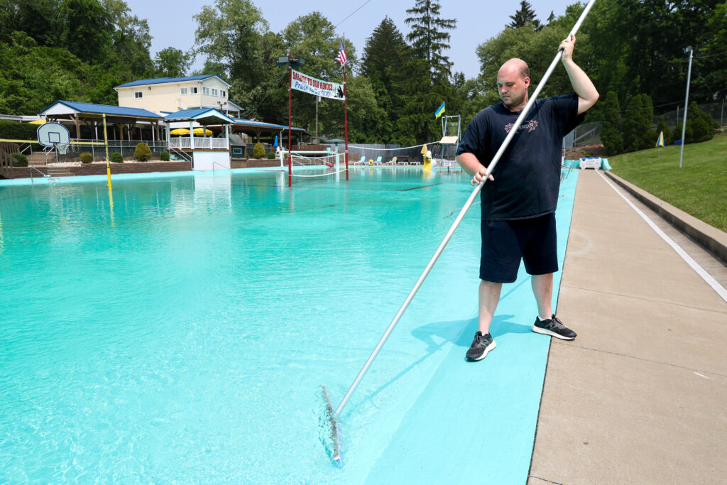 Pine Cove Pool almost ready to open - Mon Valley Independent