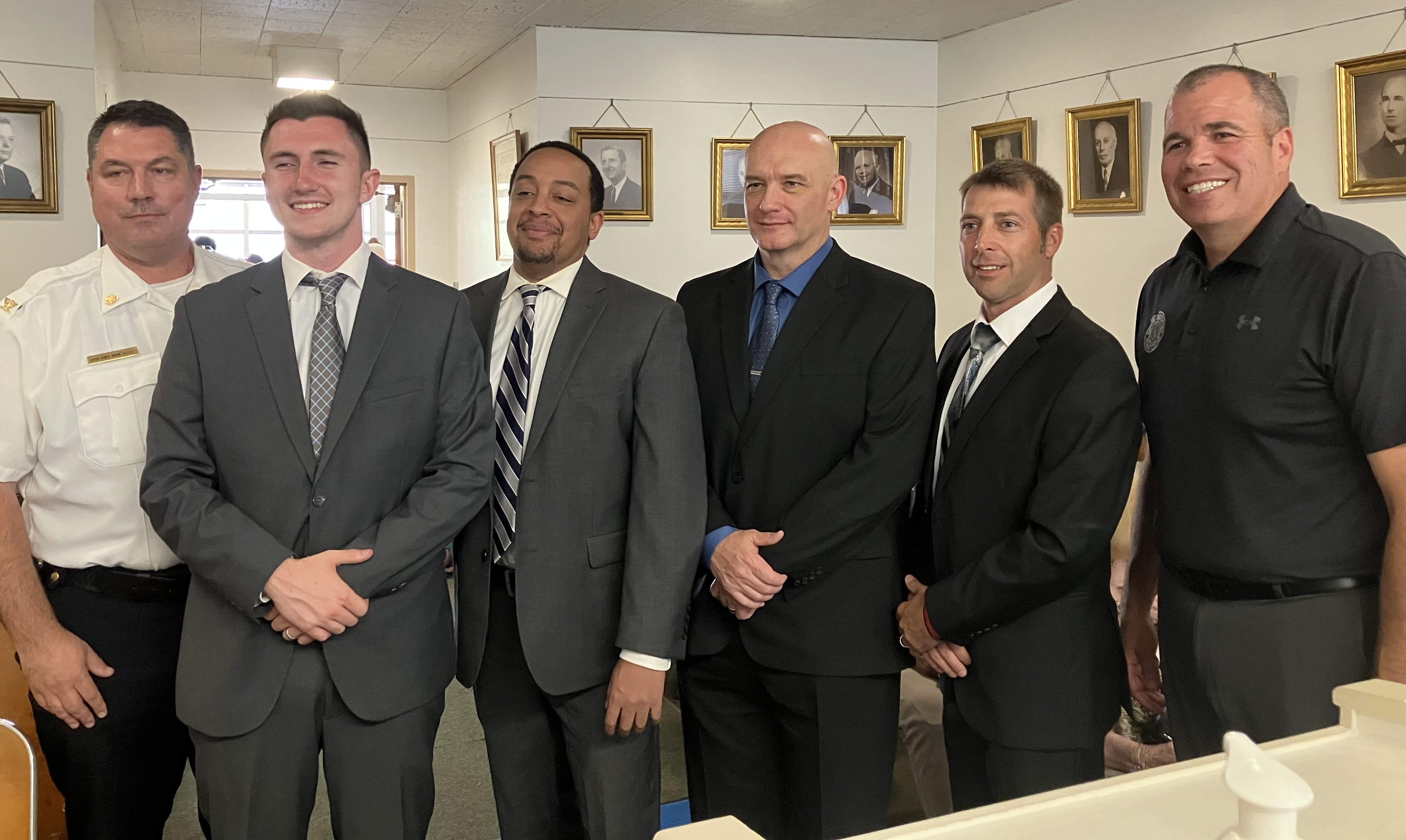 McKeesport hires new officers, promotes firefighters - Mon Valley ...