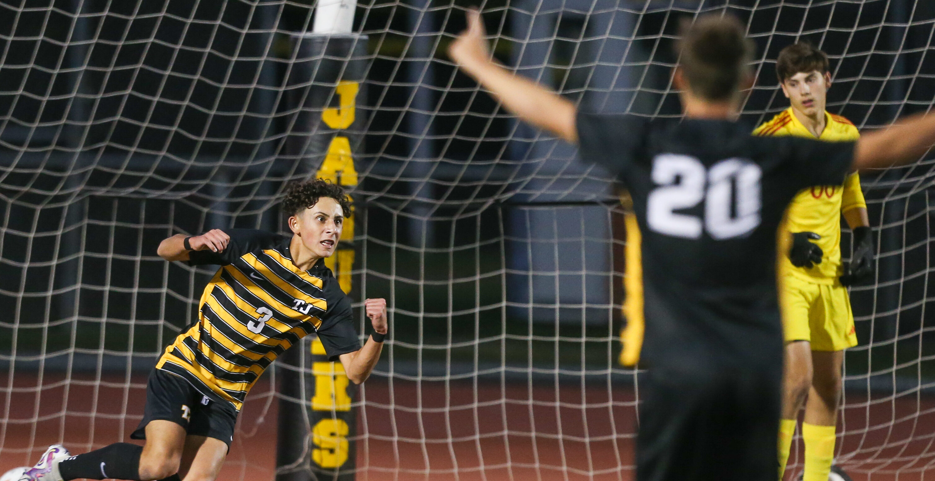 Rams rolled by Thomas Jefferson - Mon Valley Independent