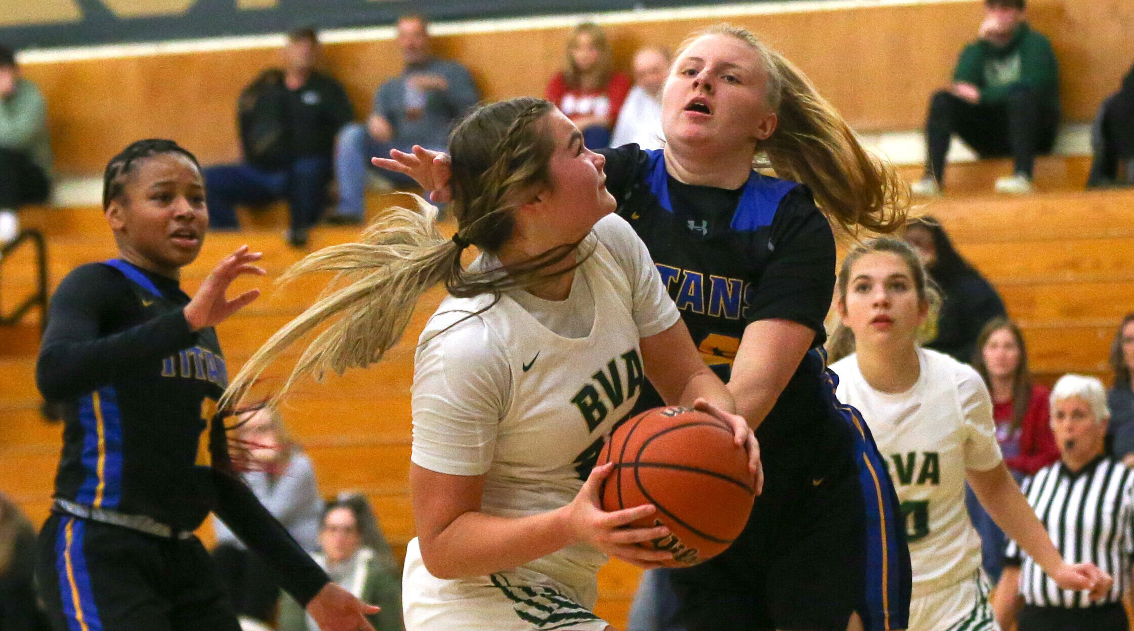 Titans nip Leps in overtime in section opener - Mon Valley Independent