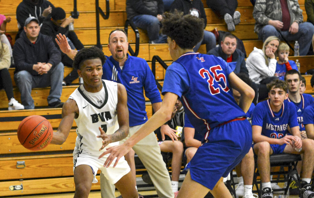 Leopards roll past Mustangs, 81-52 - Mon Valley Independent