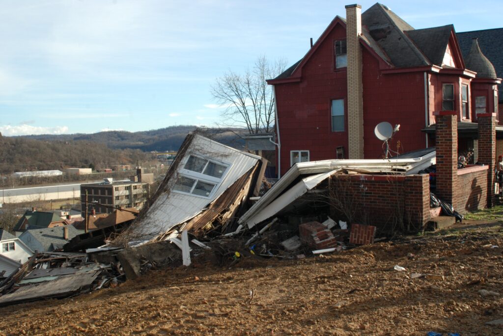 Monessen house collapses - Mon Valley Independent