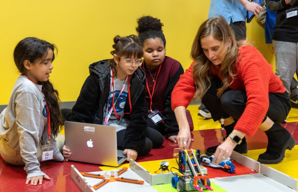 EF students put STEAM skills to work in robotics contest - Mon Valley ...