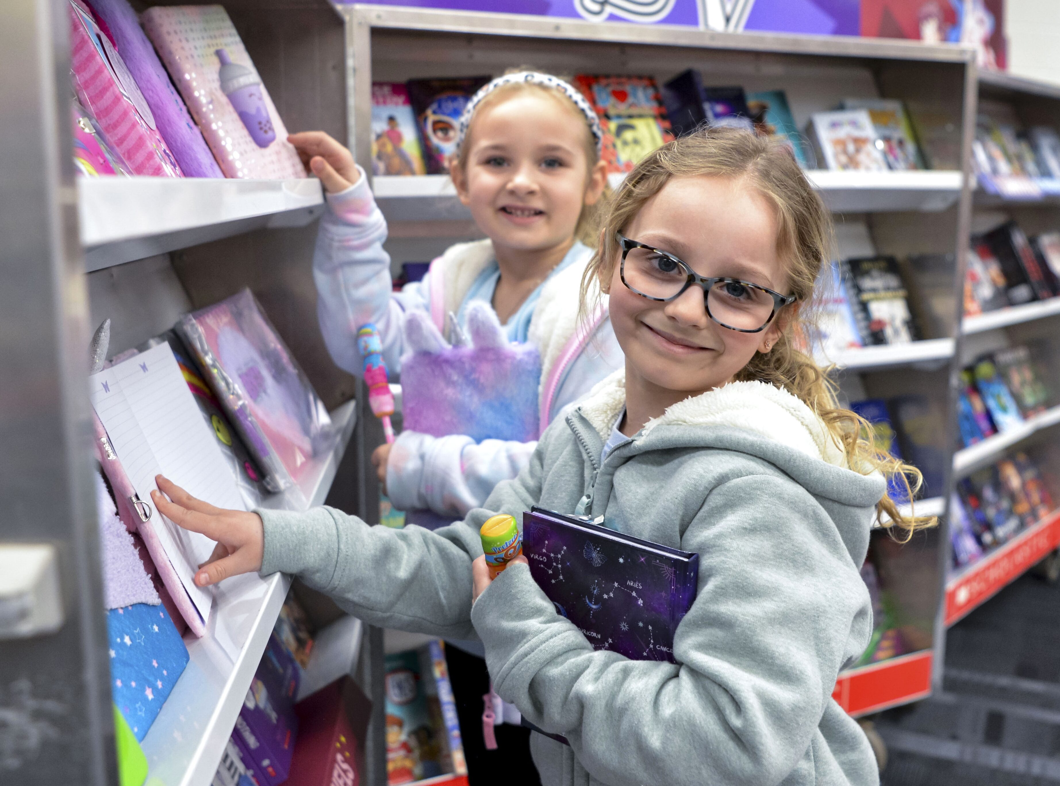 Book shopping at Monessen Elementary Center - Mon Valley Independent