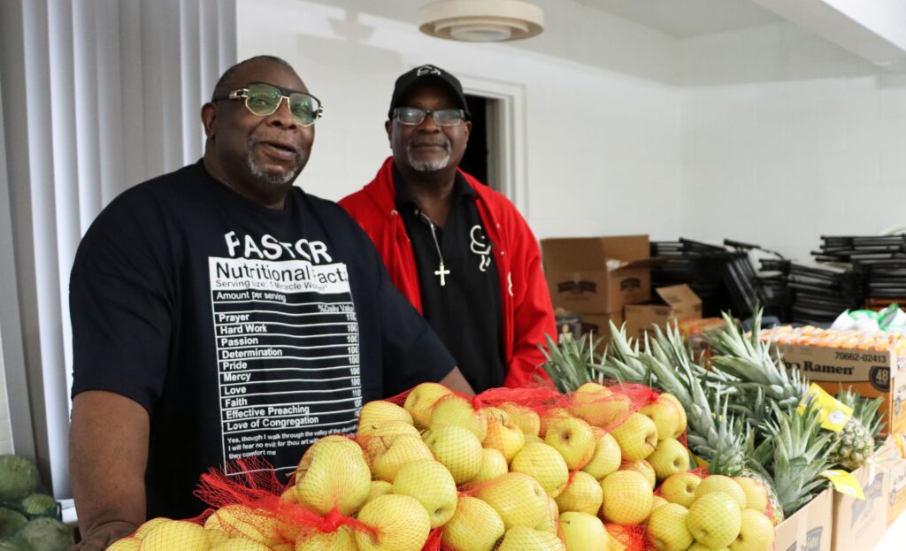 Food bank held in McKeesport - Mon Valley Independent