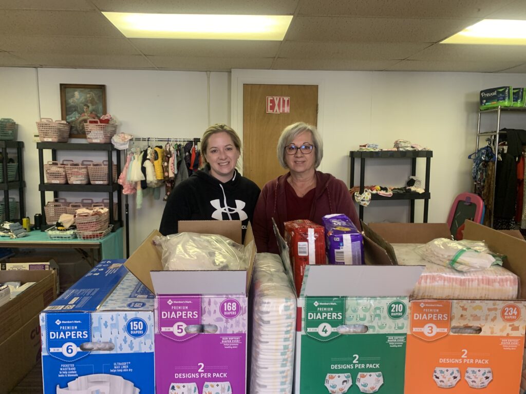 Volunteers mark five years offering free diaper pantry at Roscoe church ...