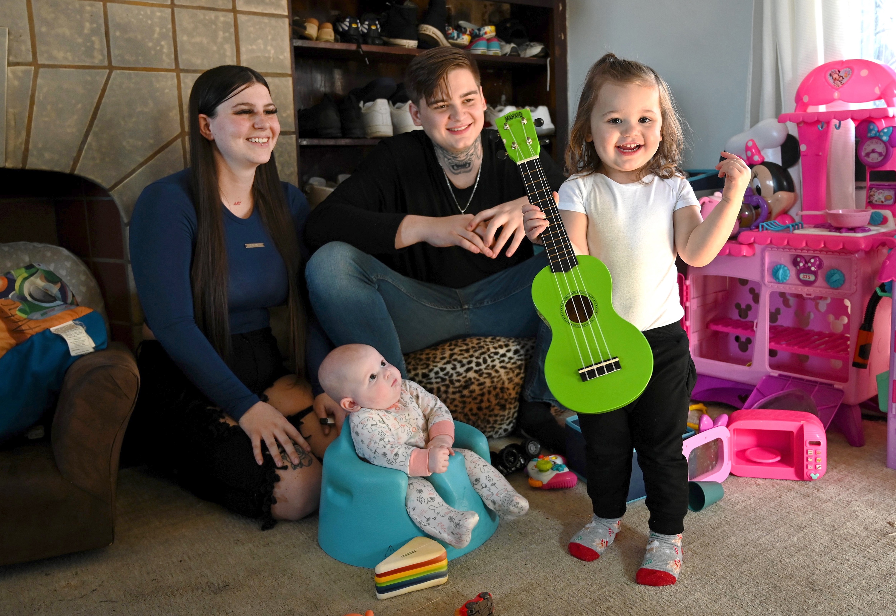 Young Valley residents deal with financial challenges - Mon Valley ...