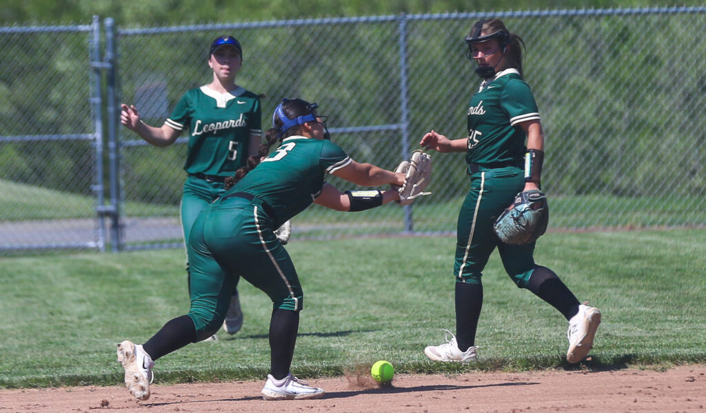 Blackhawk gets upset win, ends Leps’ season - Mon Valley Independent