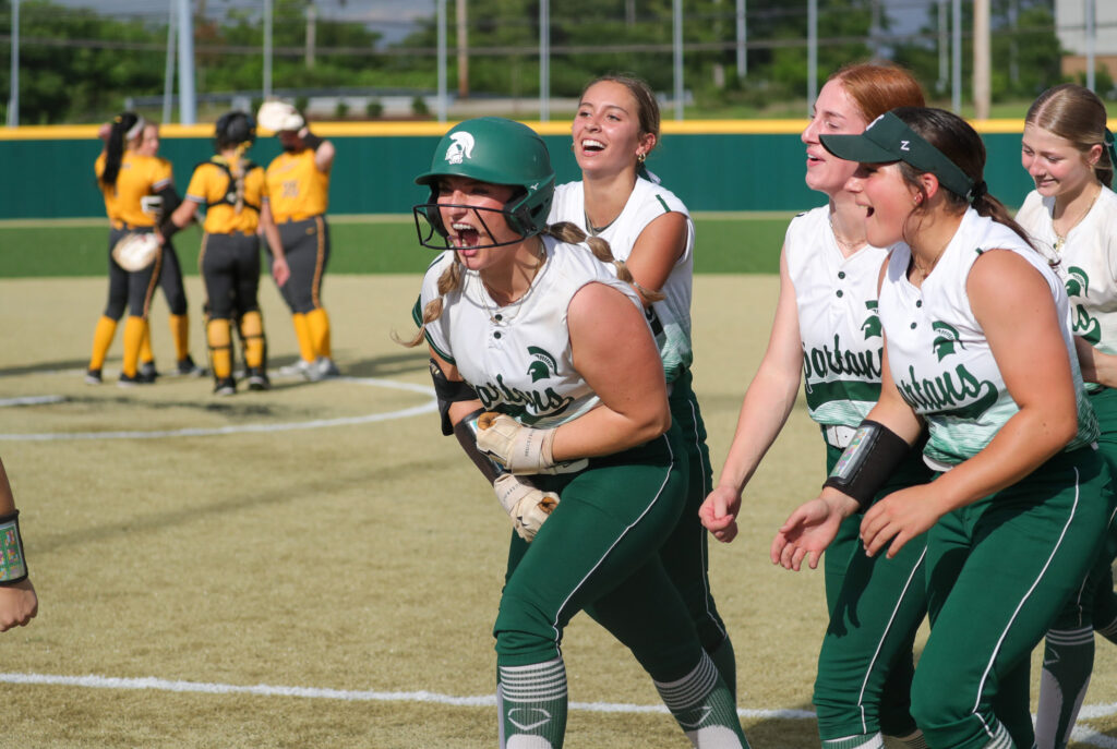 Bearcats’ state run ends in rematch with Laurel - Mon Valley Independent