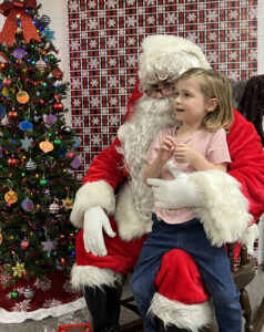 Santa visits Donora library - Mon Valley Independent