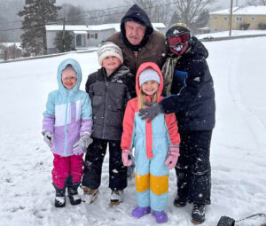 FAMILY SNOW DAY - Mon Valley Independent
