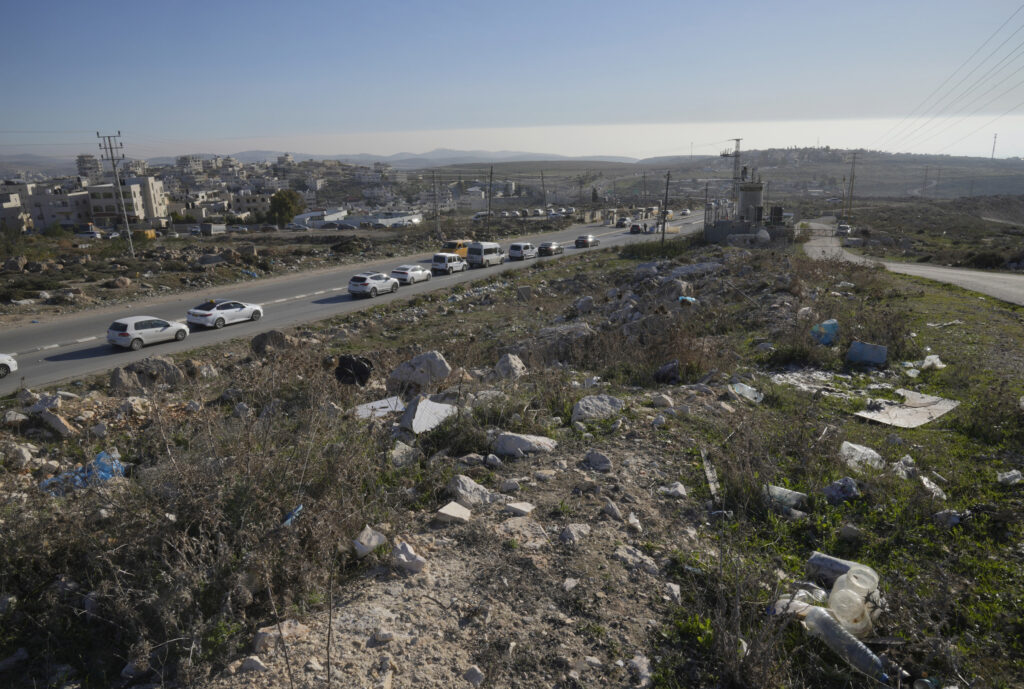 Israeli checkpoints are slicing up the West Bank - Mon Valley Independent
