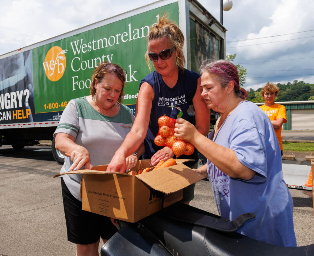 Farm-to-Family food drive held in Monessen - Mon Valley Independent