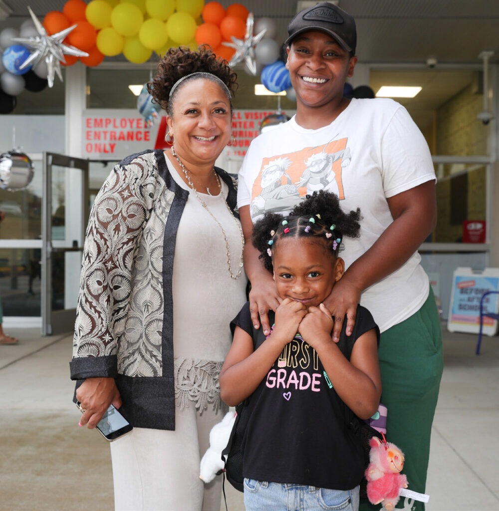 Starting the school year with a smile - Mon Valley Independent