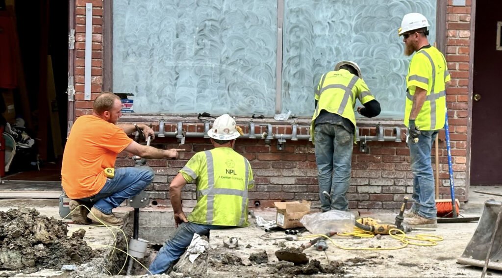 VALLEY GRAPEVINE Dignity Robes group to meet Friday - Mon Valley ...