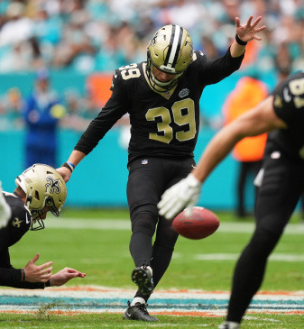 Northern Ireland kicker Smyth hits 56-yarder in NFL debut - Mon Valley ...