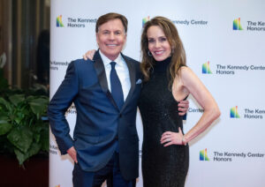 Bob Costas returning to host ‘Sunday Night Baseball’ pregame - Mon ...