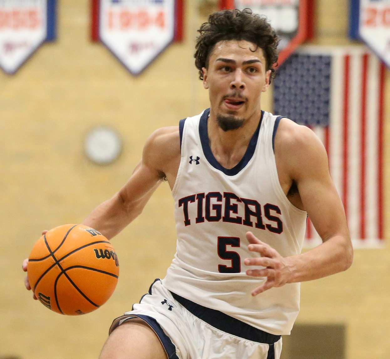 Tigers knock off Mustangs to nab section win - Mon Valley Independent