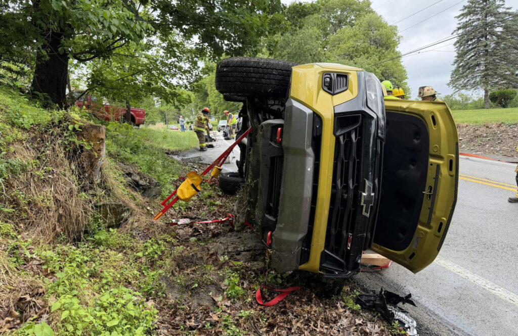 WEEKEND CRASHES IN ELIZABETH TOWNSHIP - Mon Valley Independent