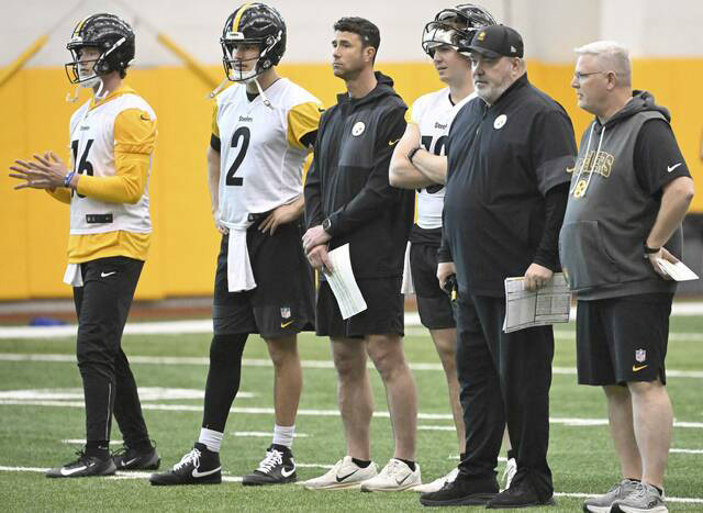 QB Coach Arth helping take Allar, Howard to school - Mon Valley Independent
